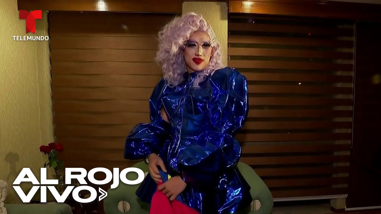 Drag Queen hace historia como presentadora de noticias en México - YouTube