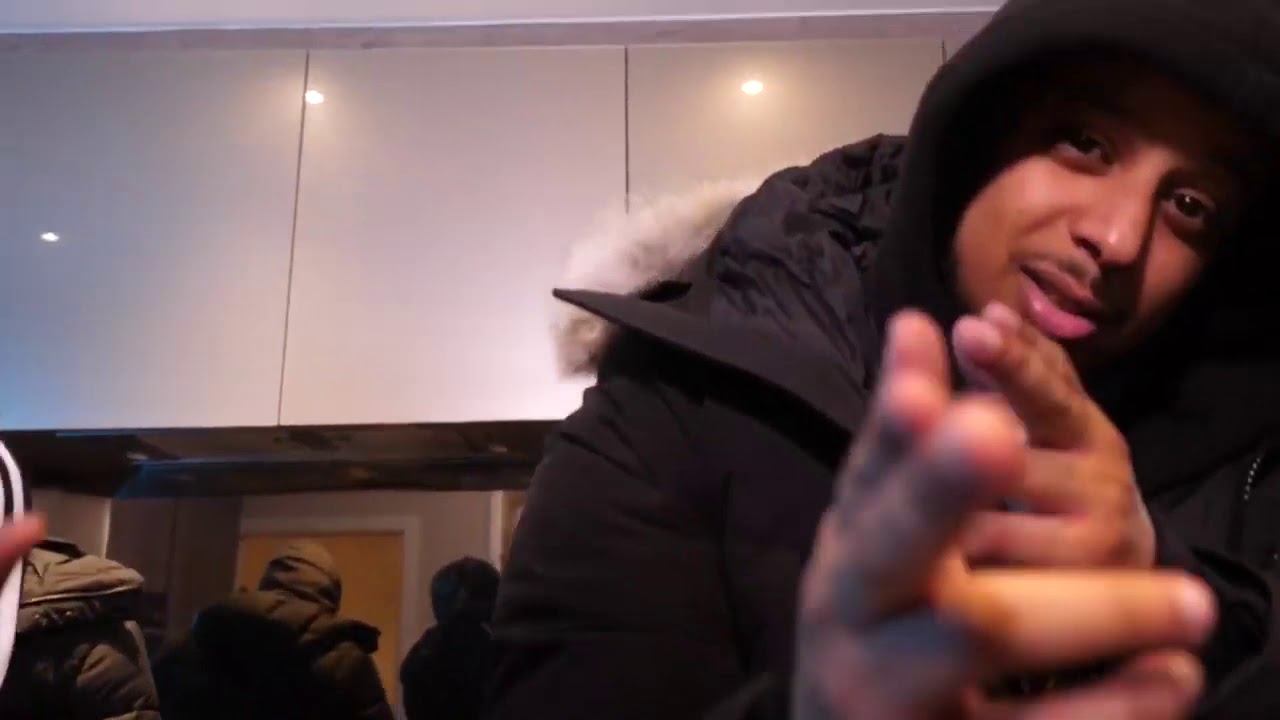 Richi (Malistrip) - Oh please - YouTube