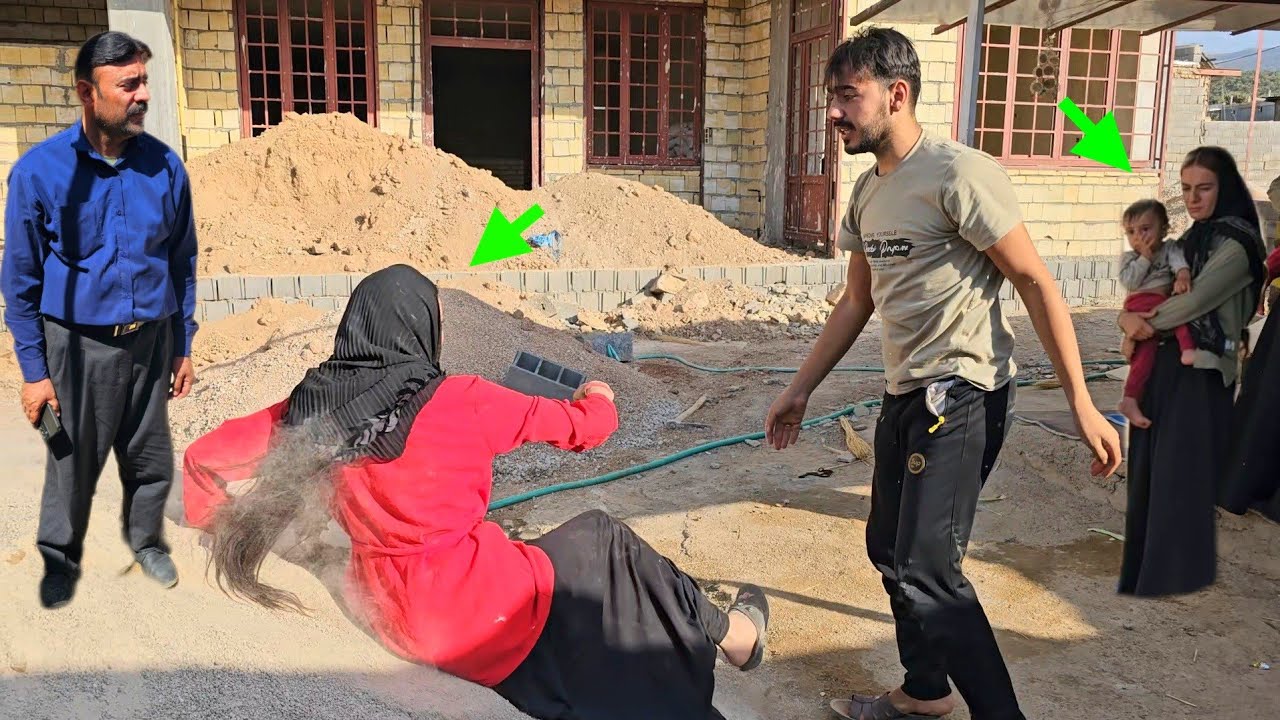 Zahra's return to the old hut by Ali; Separation of Azar and Ruhollah ...