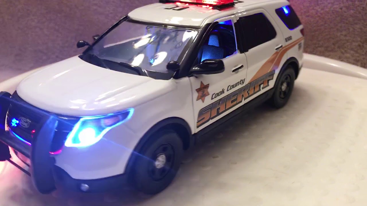 1/24 SCALE COOK COUNTY SHERIFF Ford Explorer WITH WORKING LIGHTS AND ...