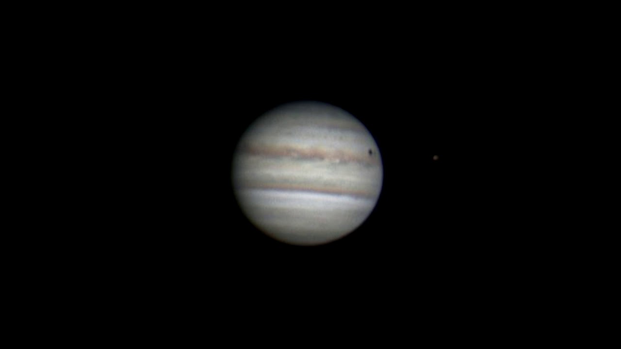 Jupiter Animated To Show Small Rotation - YouTube