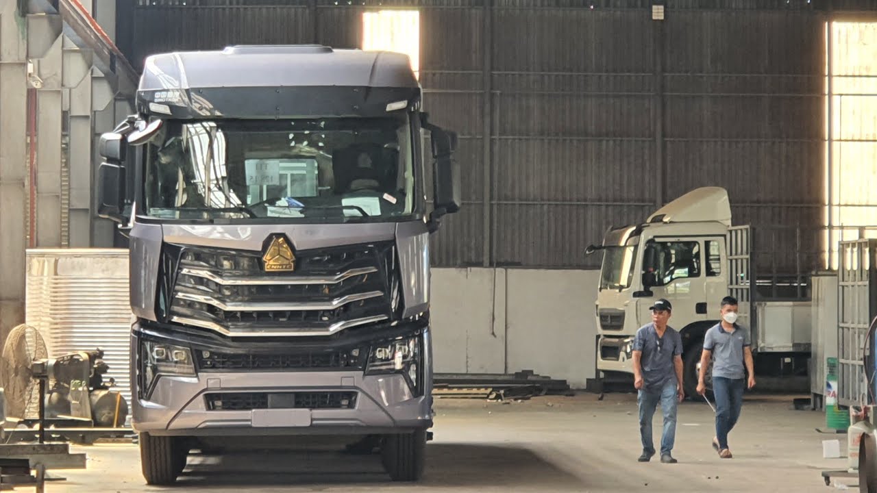 ️Xe Tải Howo Max 4 Chân 17.9 Tấn Máy Man, Cầu Man Đức Xe Nội Địa Full ...