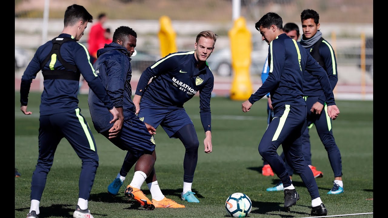 Ian Soler vuelve a entrenar a las órdenes de José González - YouTube