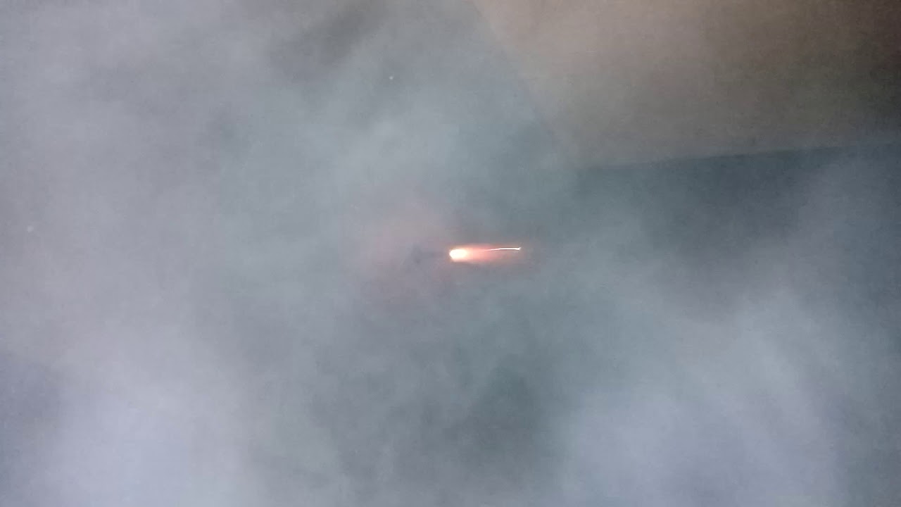 Screaming Willy Firework 🔥 - YouTube