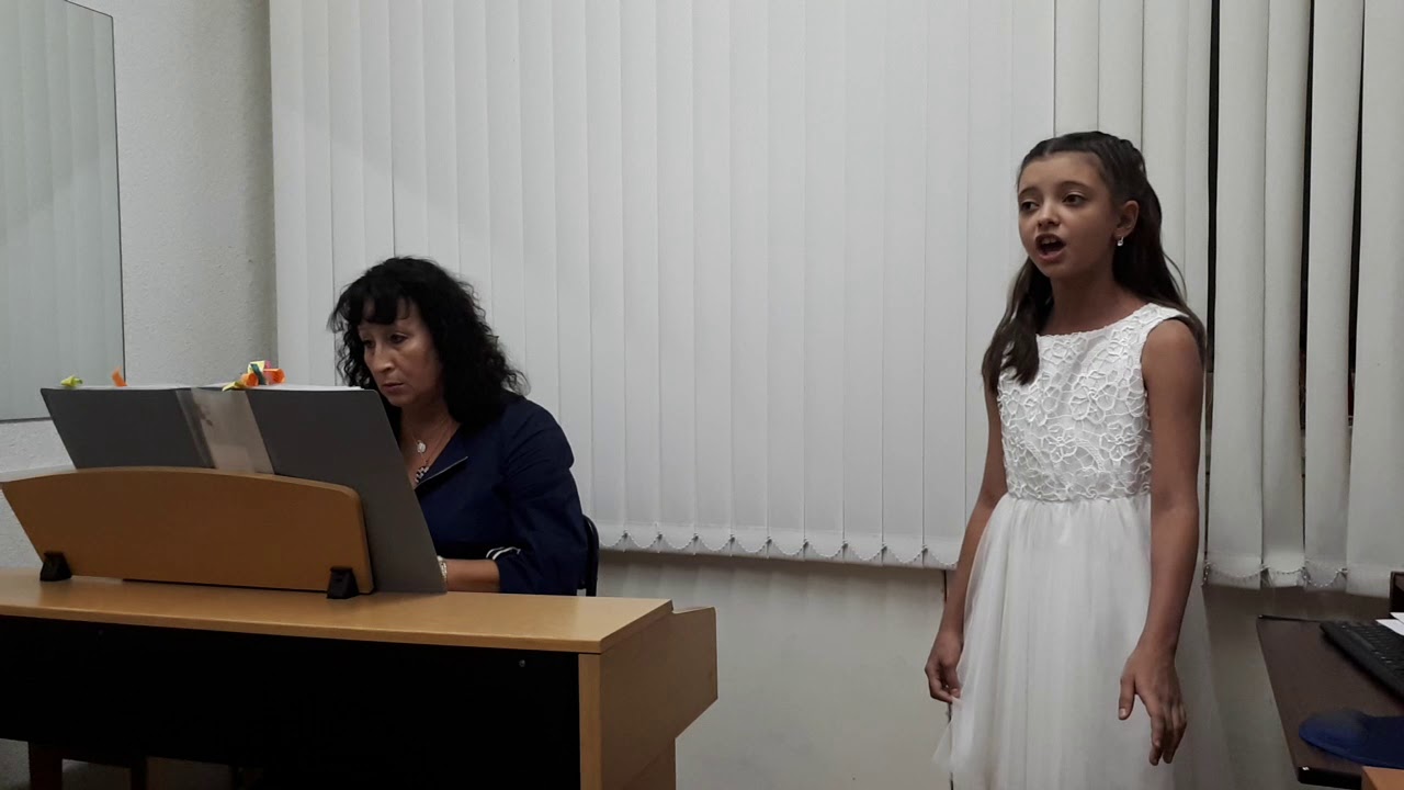 "Amor, ch’attendi" Дж Каччини исполняет Туник Мира. - YouTube