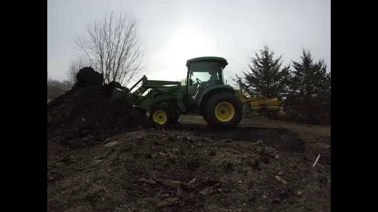 John Deere 4044 R - YouTube