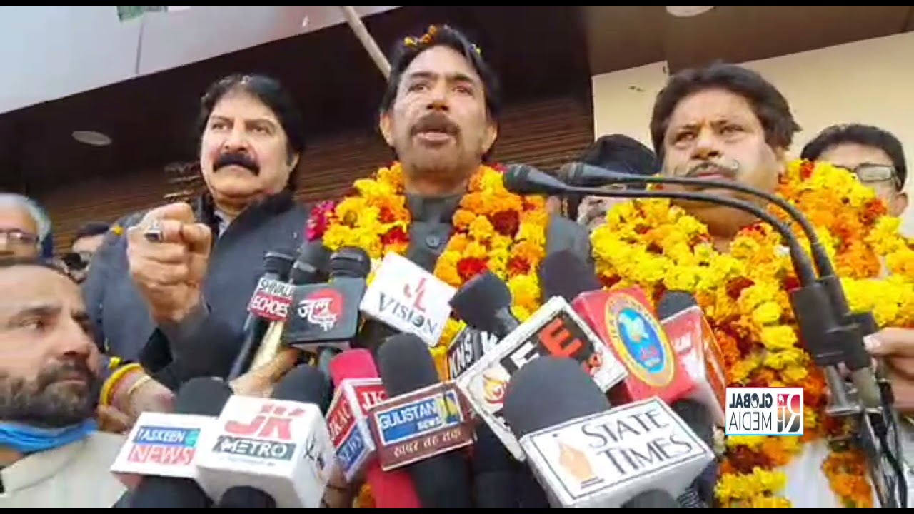 Jkpcc Workers Welcome Newly Appointed Working President Raman Bhalla At