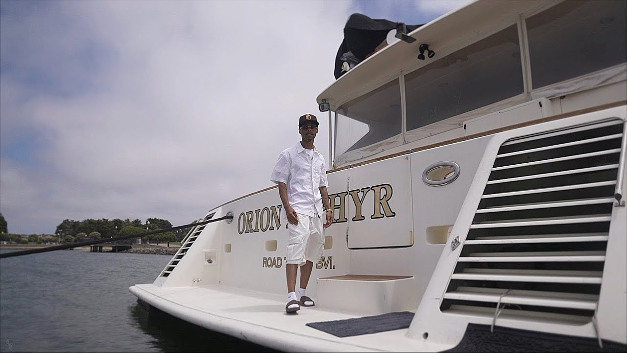 Coupe Cujo - Marina Bay (Official Video) - YouTube