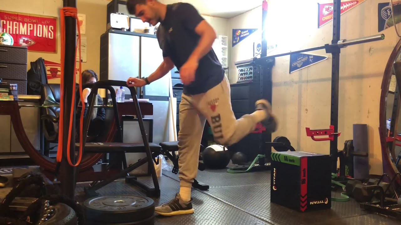 Explosive Single Leg Split Jumps - YouTube