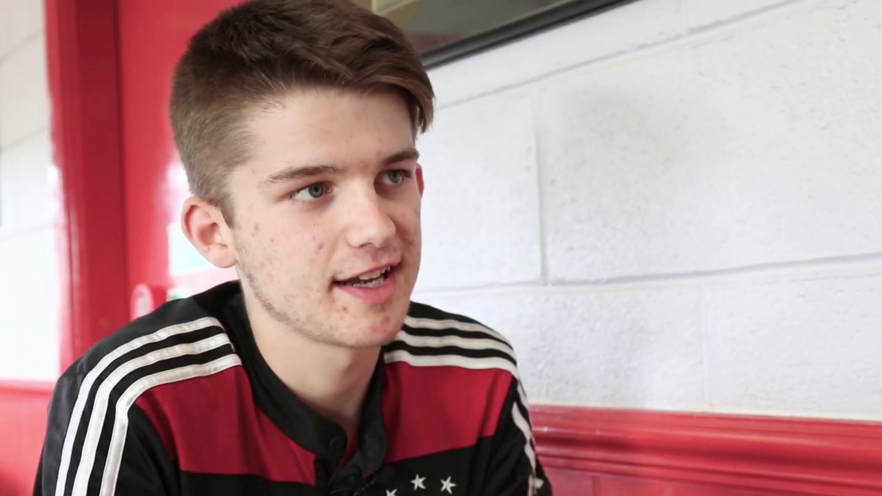 Sion Jones - YouTube