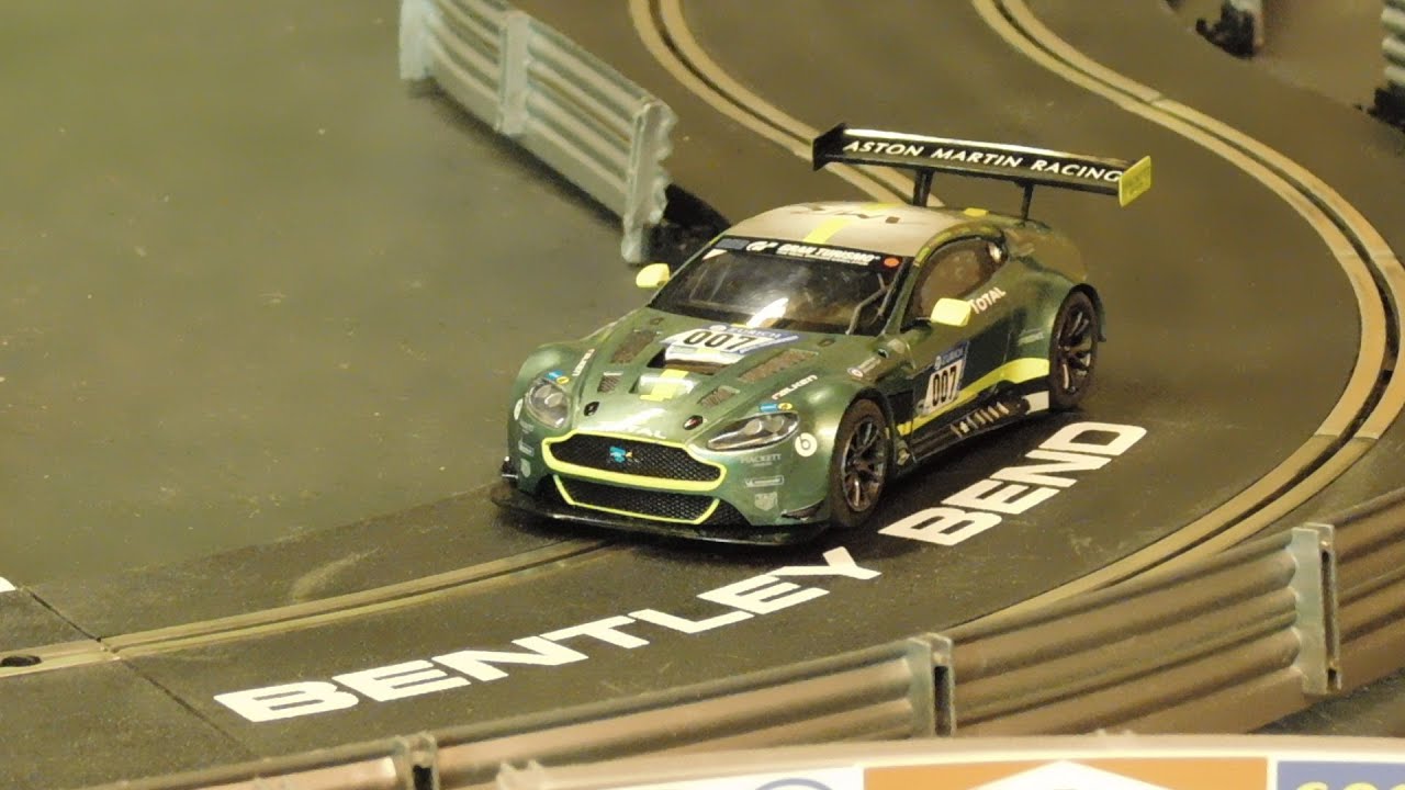 Track #42 - Crossovers and Chicanes - Scalextric & Slot Car Racing ...