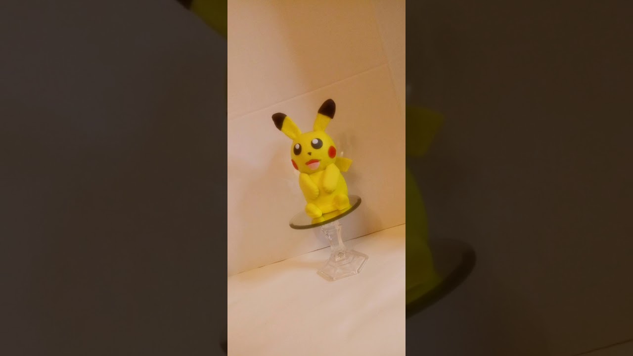 Pikachu chocolate candy apples - YouTube