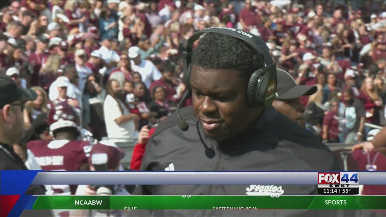 Texas A&M wins game number one of Elijah Robinson's tenure - YouTube