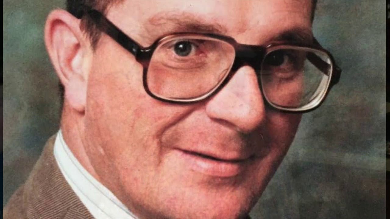 Life of Lar Bear - YouTube