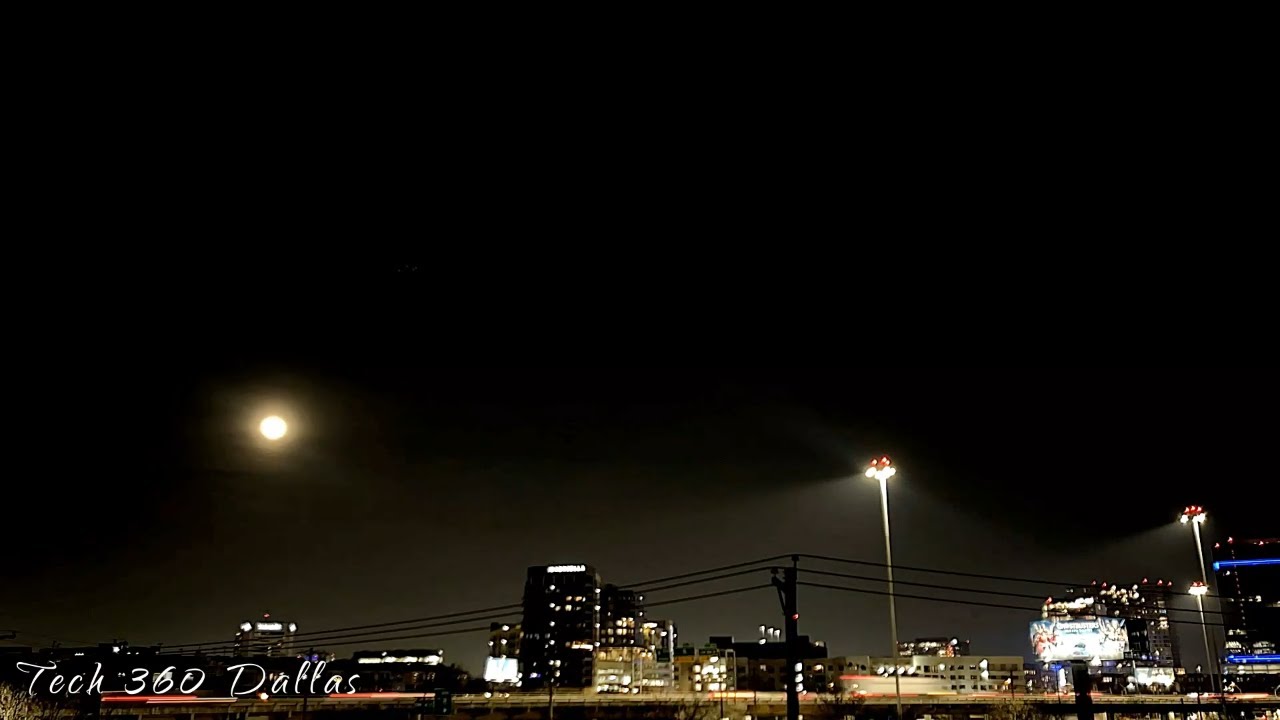 Moon Rise in Dallas! - YouTube