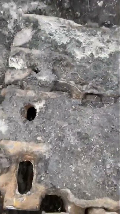 гусеница от танка ,траки Находка в земле - YouTube