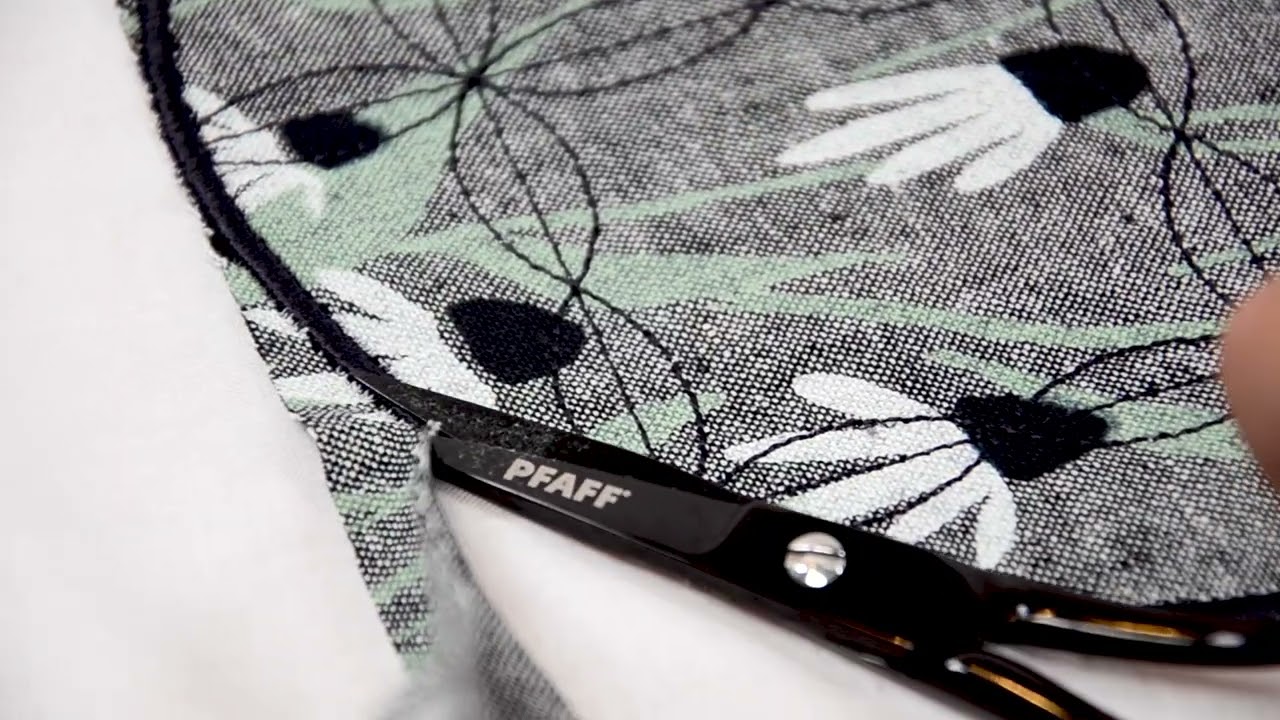 PFAFF® - 15 cm Applikationssax - YouTube