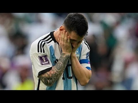 😢Lionel Messi standing mocked after Argentina humbled by Saudi Arabia ...