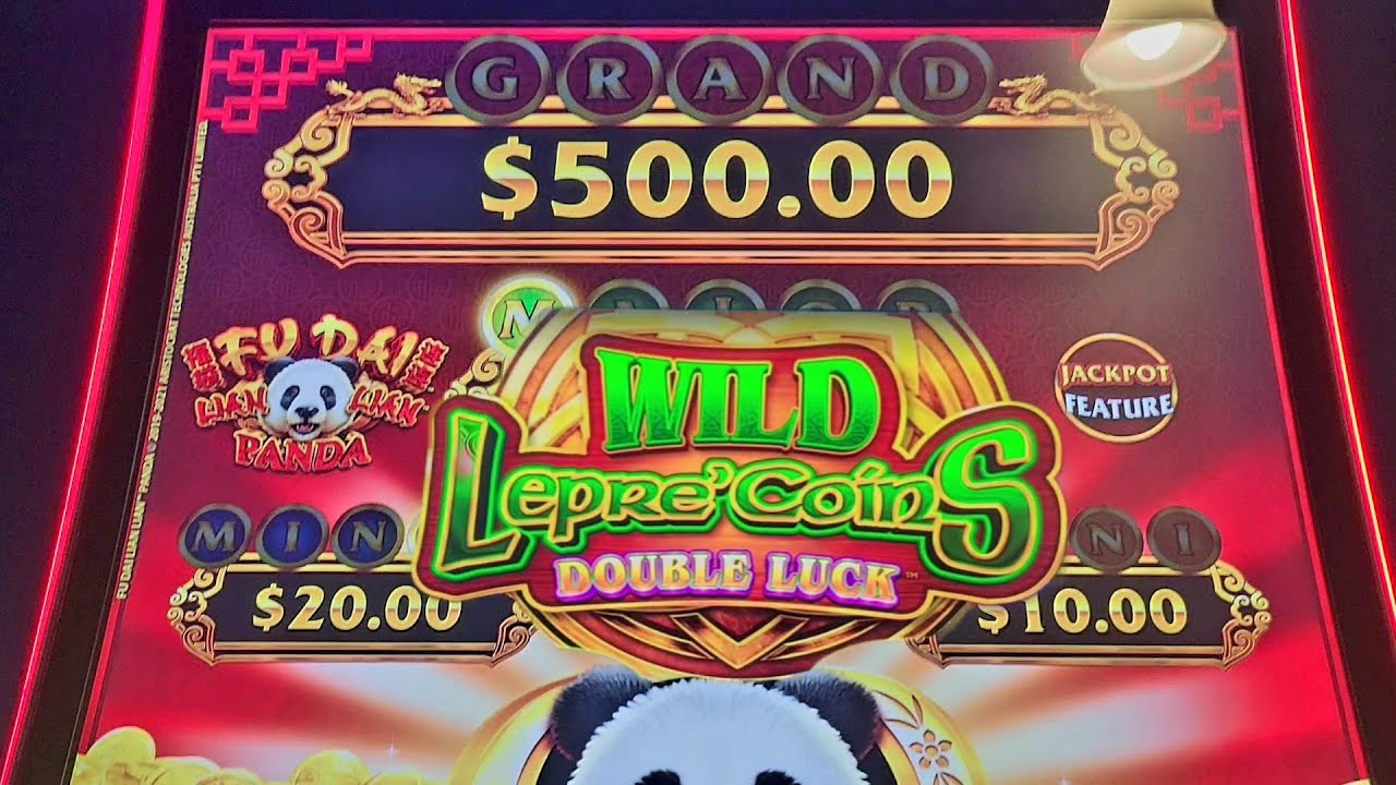 FU DAI PANDA VS LEPRECHOINS - YouTube