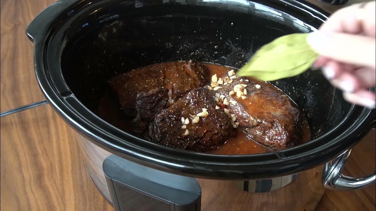 اطرى لحمه فى حلة الطبخ على الهادى 🥩 Slow cooker beef - YouTube