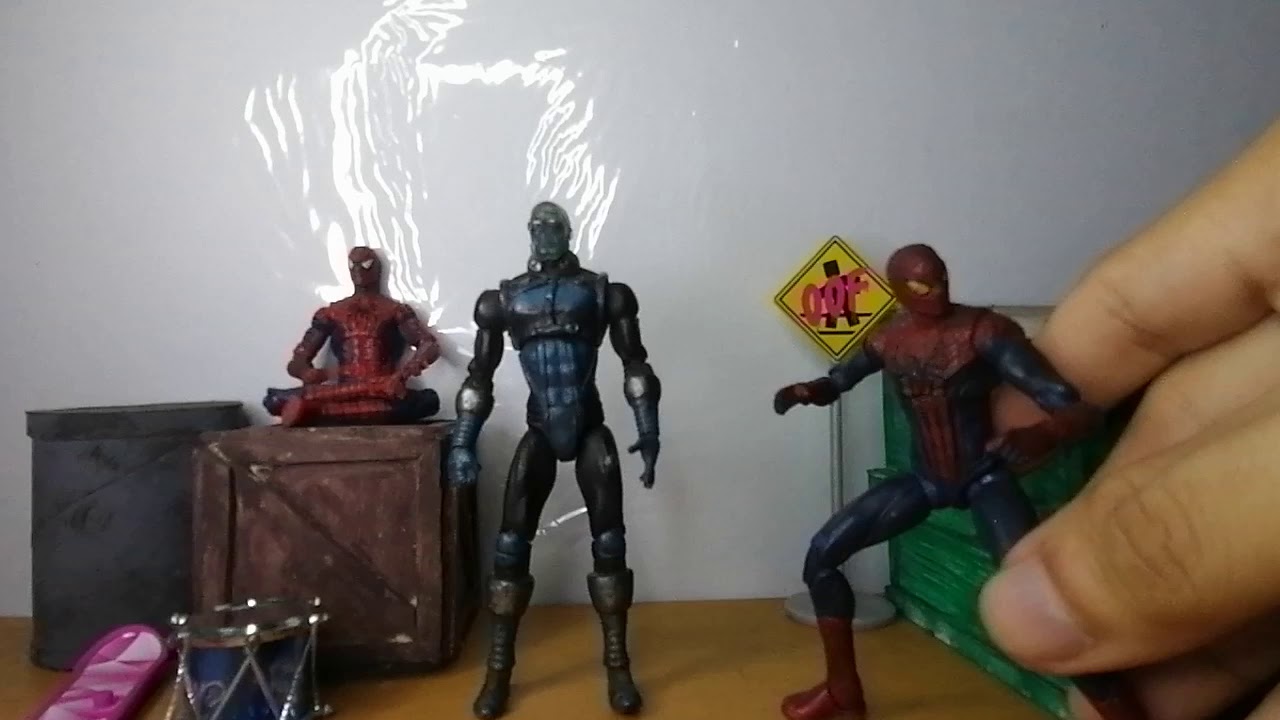 THE AMAZING SPIDER-MAN Fully poseable Andrew Garfield figure and TASM2 ...