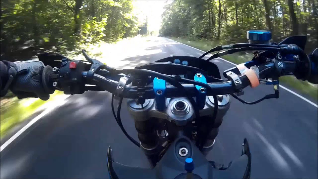 Husky 570 SMR Chattering - YouTube