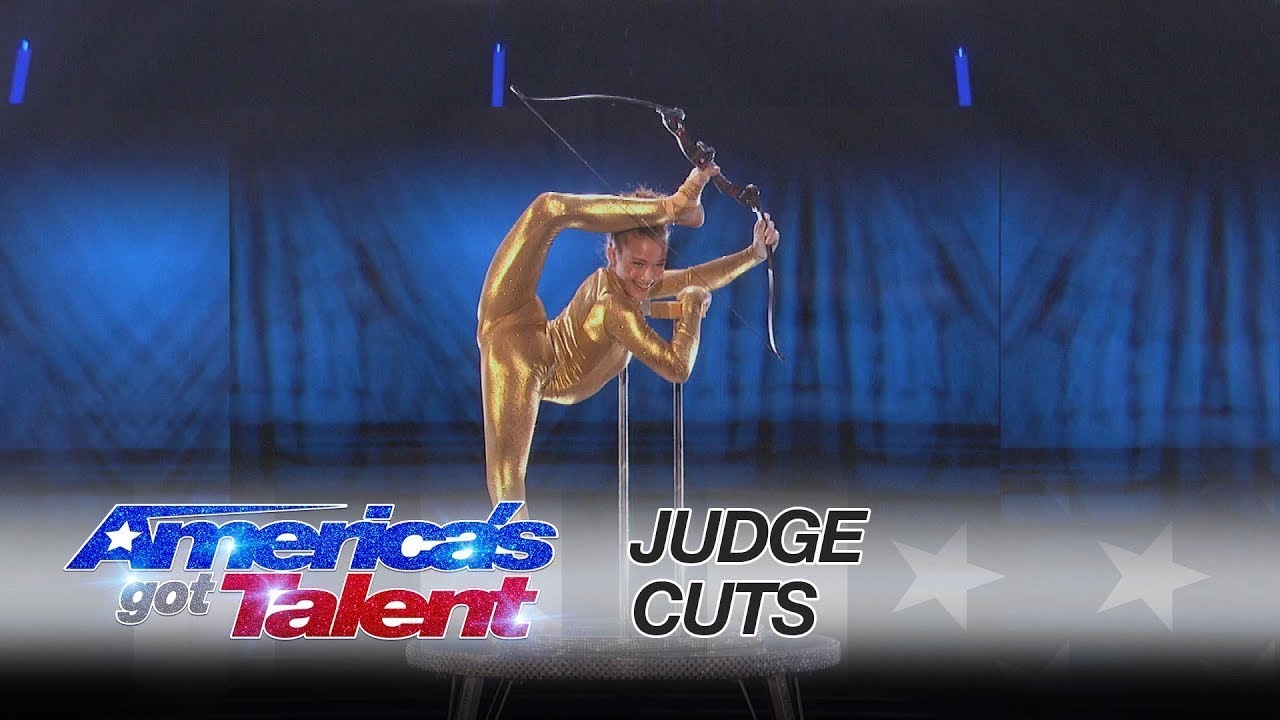 Sofie Dossi: Brilliant Performance Earns Her the GOLDEN BUZZER ...