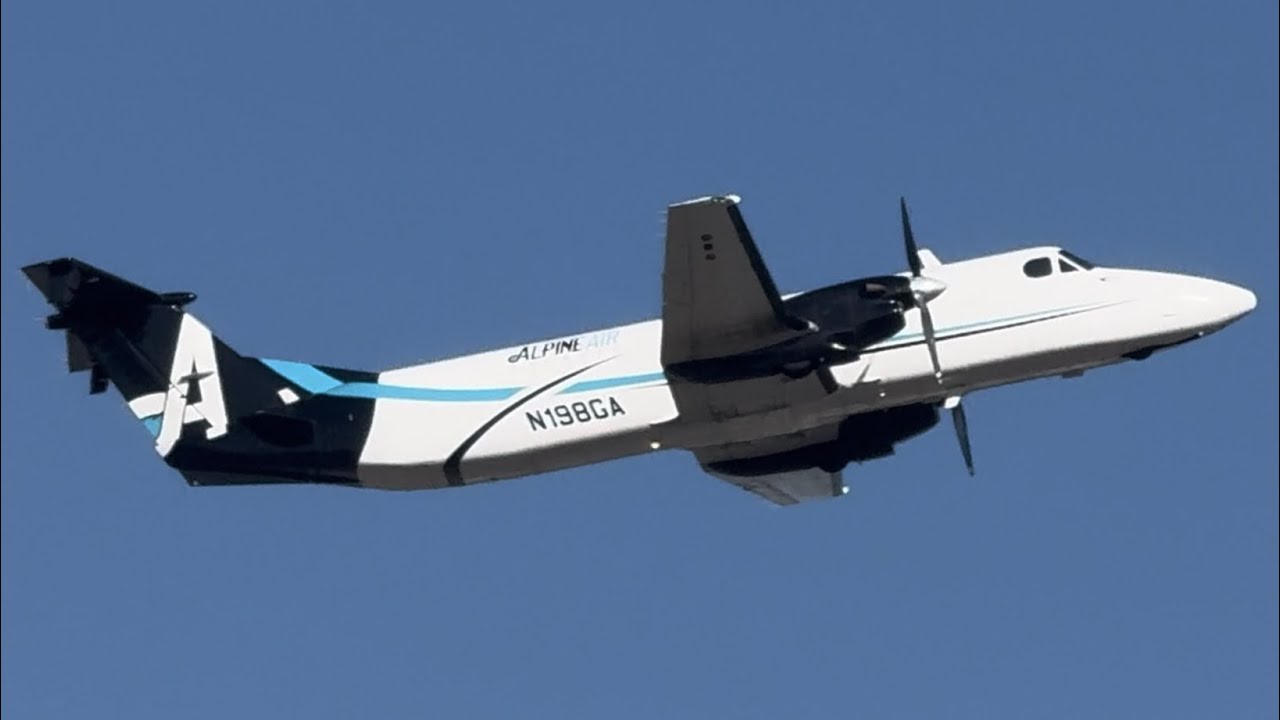 Alpine Air Express Beech 1900C Takeoff From Idaho Falls [N198GA] - YouTube