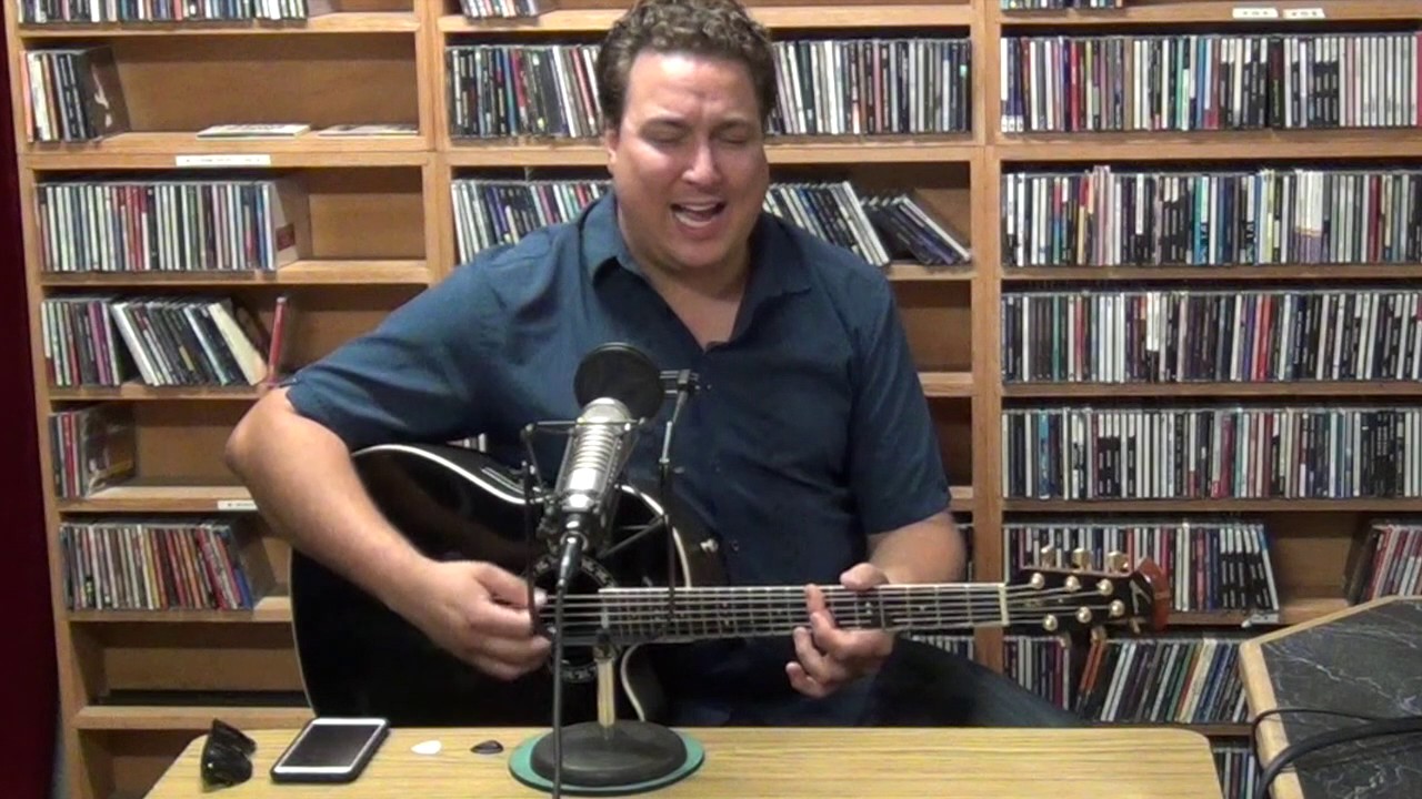 Josh Rowand - Walk a Mile - WLRN Folk Music Radio - YouTube