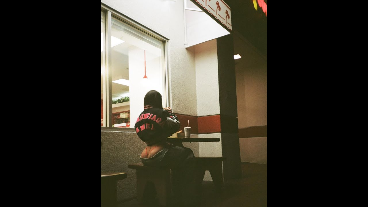 [FREE] Cash Cobain x R2R Moe Type Beat "Deep End” - YouTube