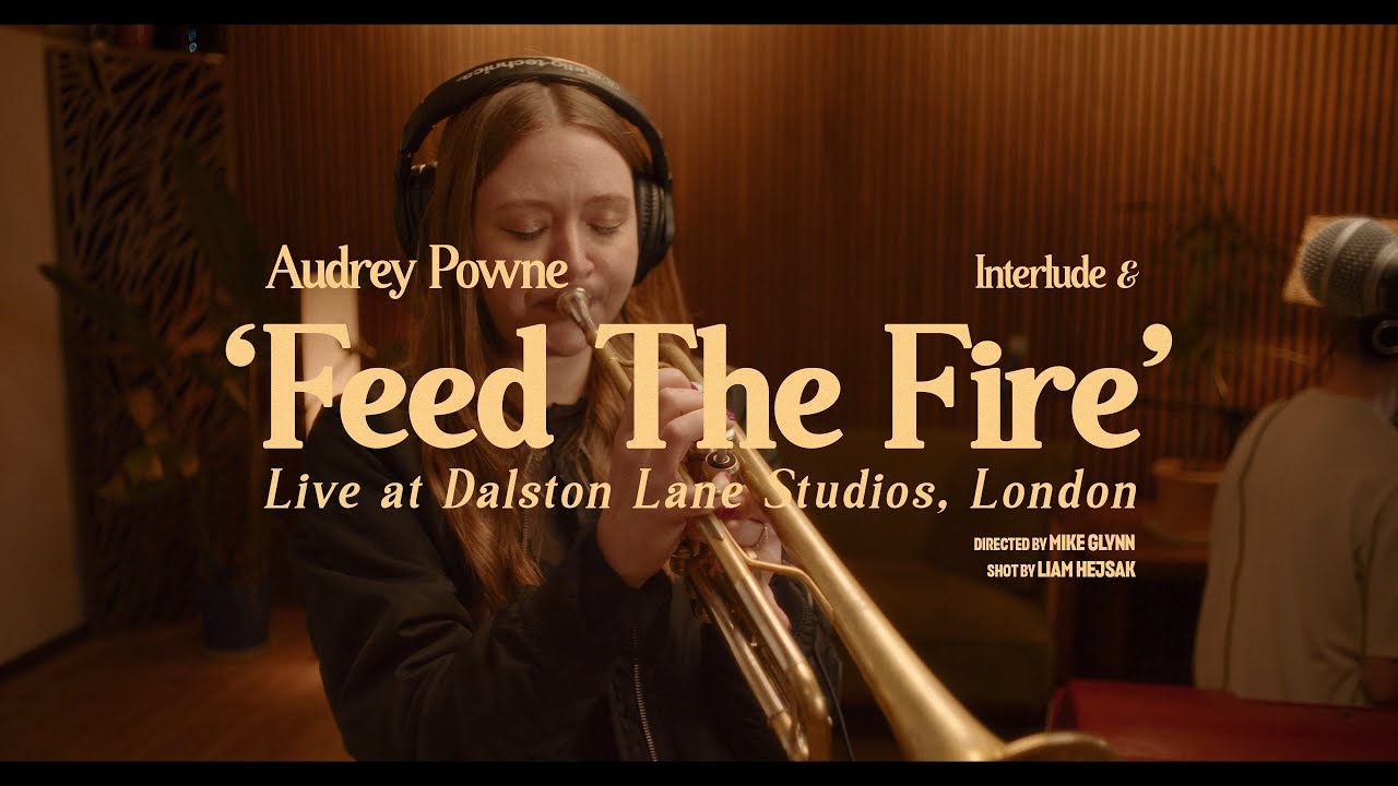 Audrey Powne - Interlude 1 and Feed the Fire (Live at Dalston Lane ...