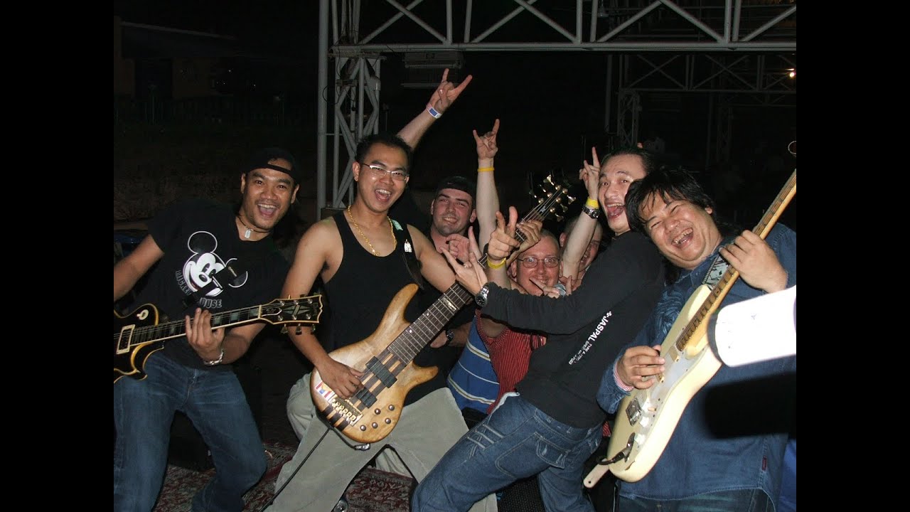 Elizabeth Thailand Band Live @ Djibouti Africa 2007 - YouTube