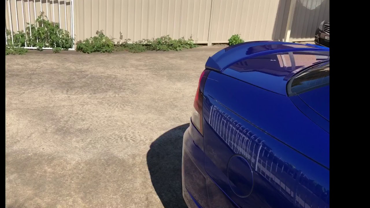 VZ CLUBSPORT R8 LS3 walk around - YouTube