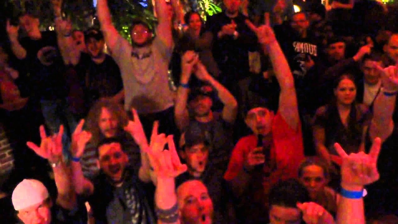 Hurt - Rapture ~ Live! - YouTube