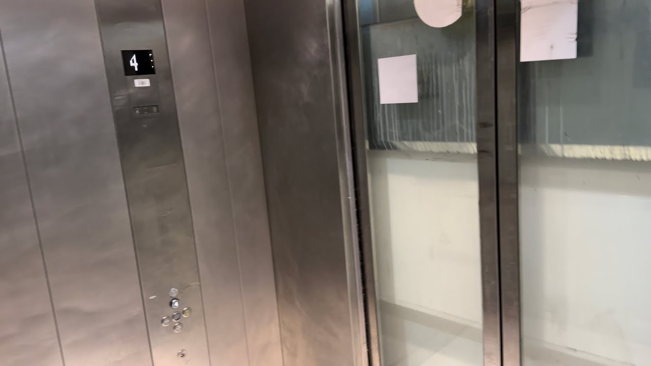 2007 Kone Monospace Traction Lift @ Waitrose Windsor - YouTube