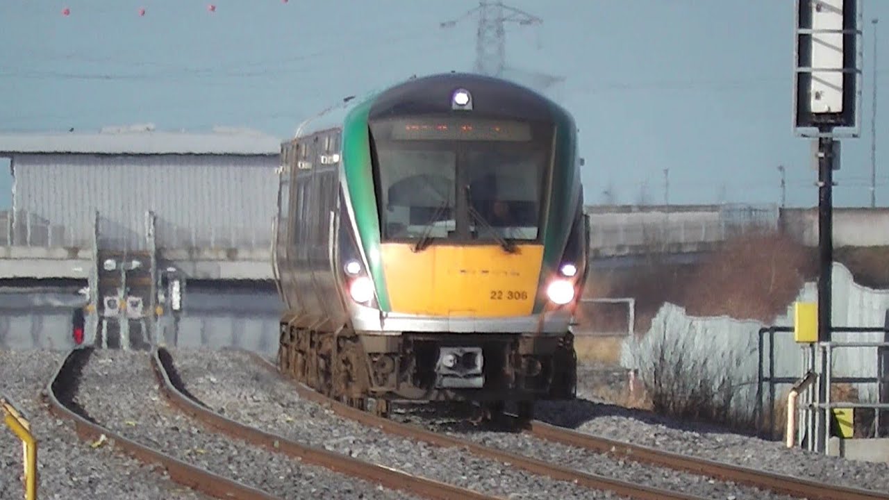 IE 22000 Class Intercity Train number 22306 - Clondalkin/Fonthill - YouTube