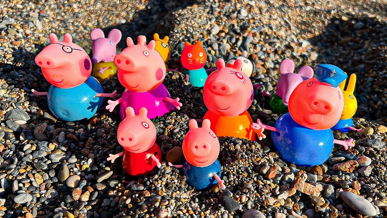 Peppa Pig Tales 🐷 Looking For Peppa Pig, Mama Pig, George, Daddy Pig ...