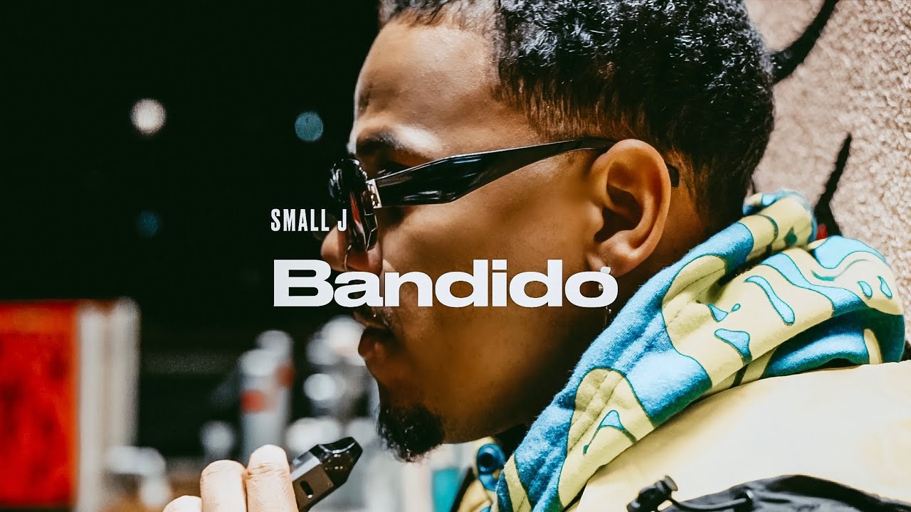 Small J - BANDIDO (VIDEO OFICIAL) - YouTube