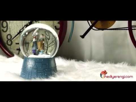 Romantik Kış Masalı Temalı Kar Küresi ve Müzik Kutusu
