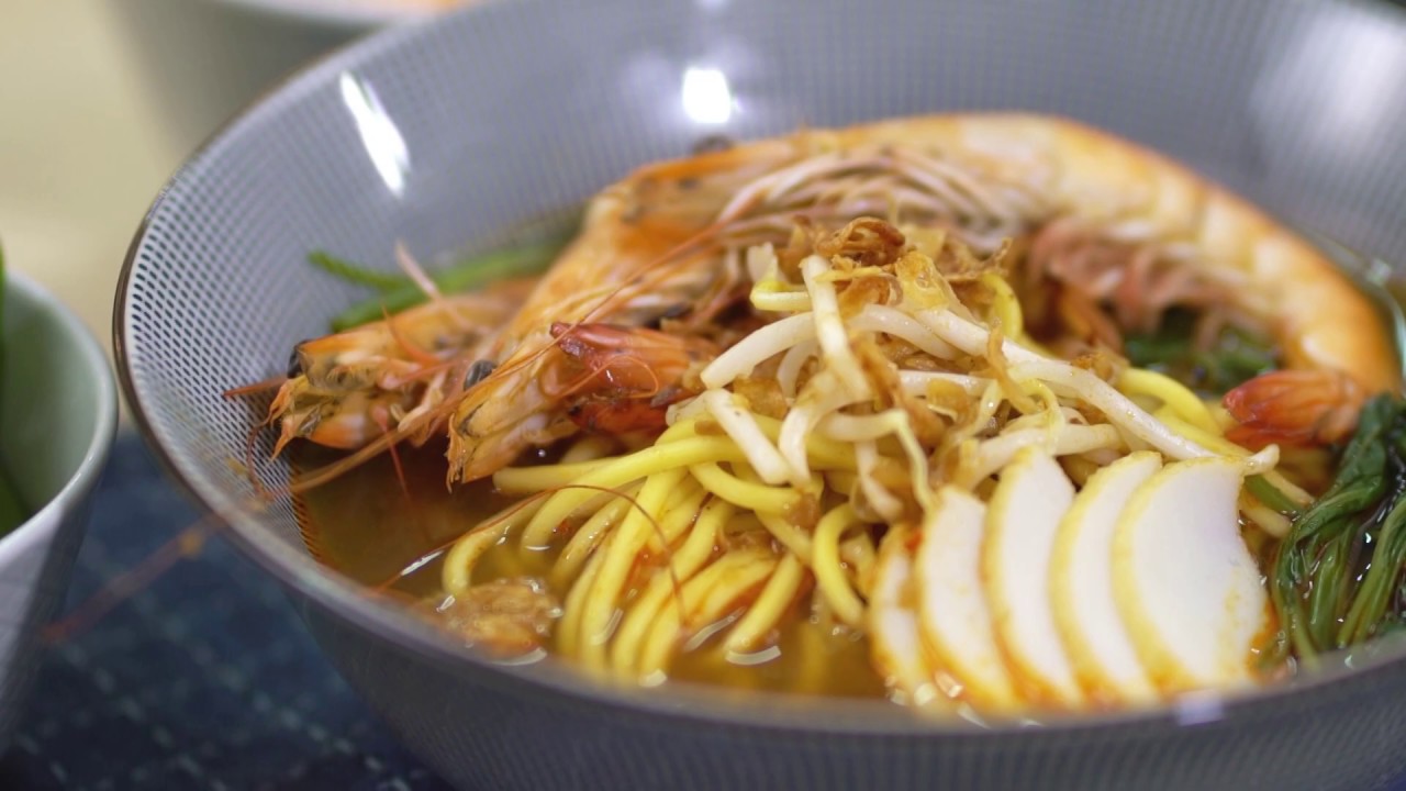 Thai Sing Singapore Prawn Noodle | 泰新新加坡虾面汤 - YouTube