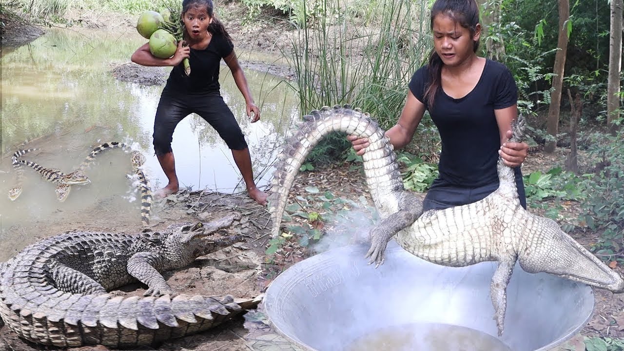 Amazing girls catch Big crocodile cook with Coconut water ( Full Videos ...