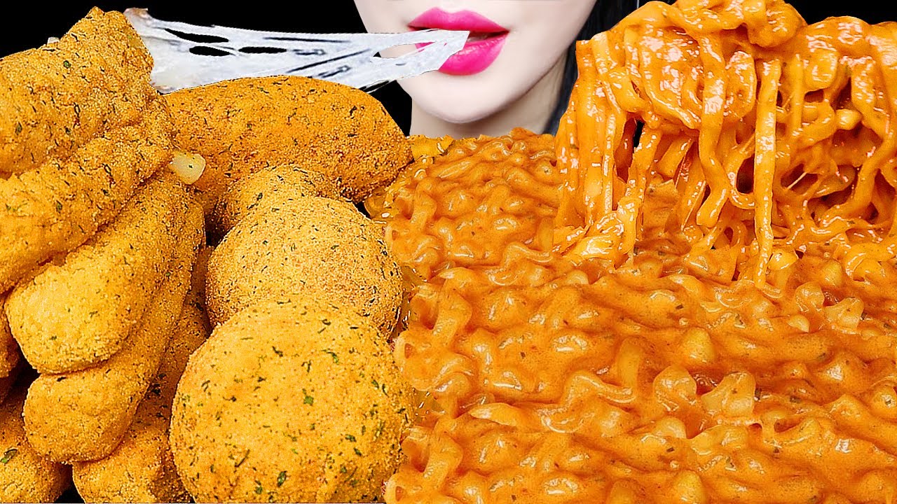 ASMR CHEESY CARBO FIRE NOODLE, CHICKEN, CHEESE BALL 까르보불닭 뿌링클 치킨 치즈볼 먹방 ...