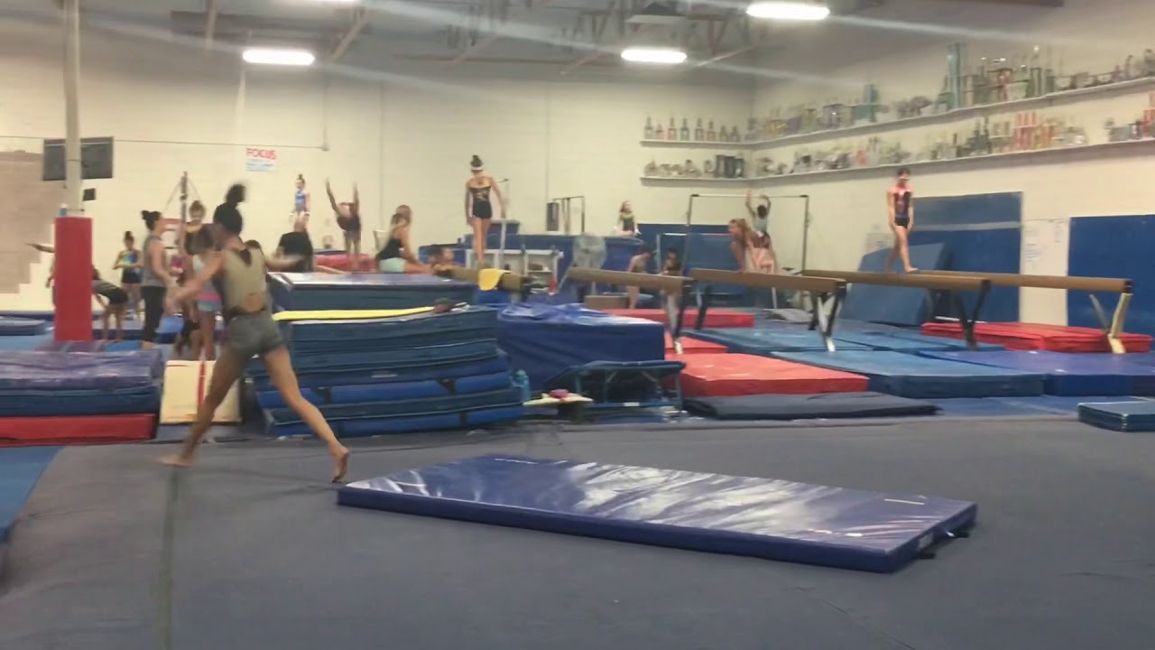 Back tumbling - YouTube