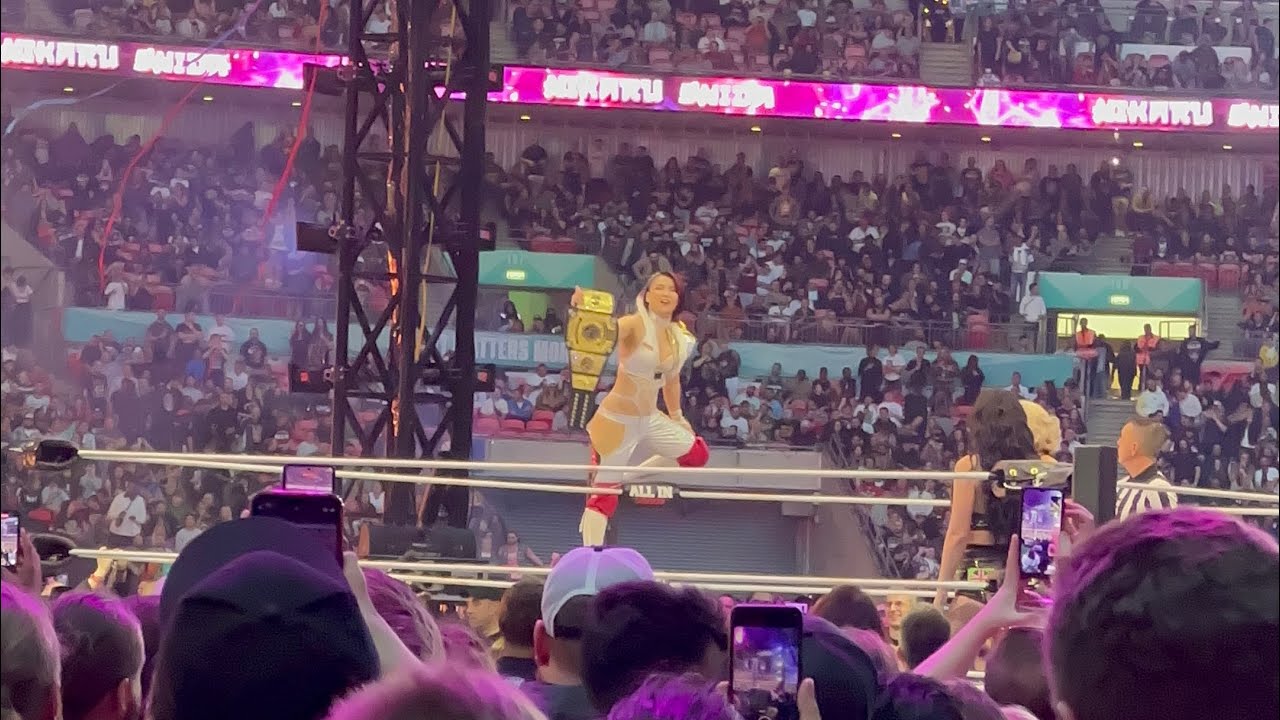 AEW World’s Women Champion Hikaru Shida ring entrance - AEW All In ...