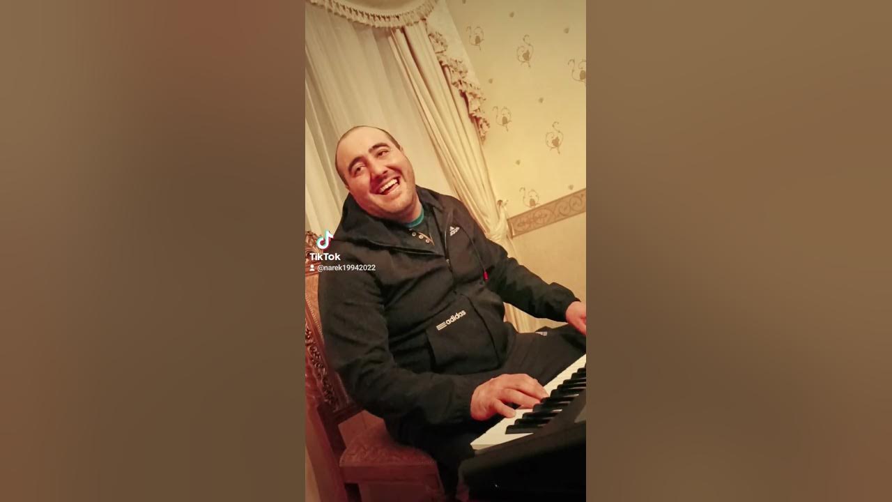 Narek Hovhannisyan_ kamavor/ hay qaj zinvor 2023. - YouTube