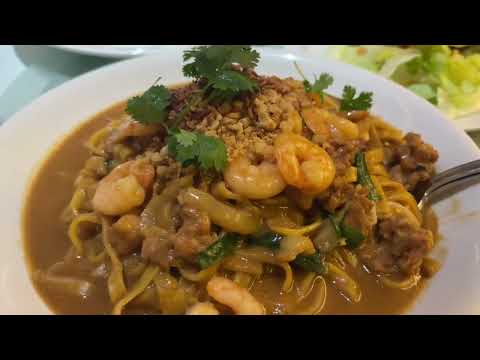 Traditional Authentic Hokkien Cuisine at Beng Thin Restaurant! - YouTube