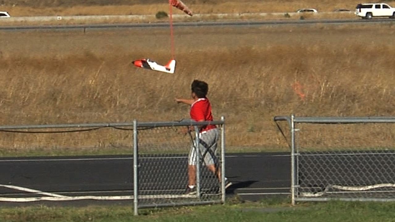 Leos Hobbyking T-28 Funfighter pylon racer at SCCMAS - YouTube