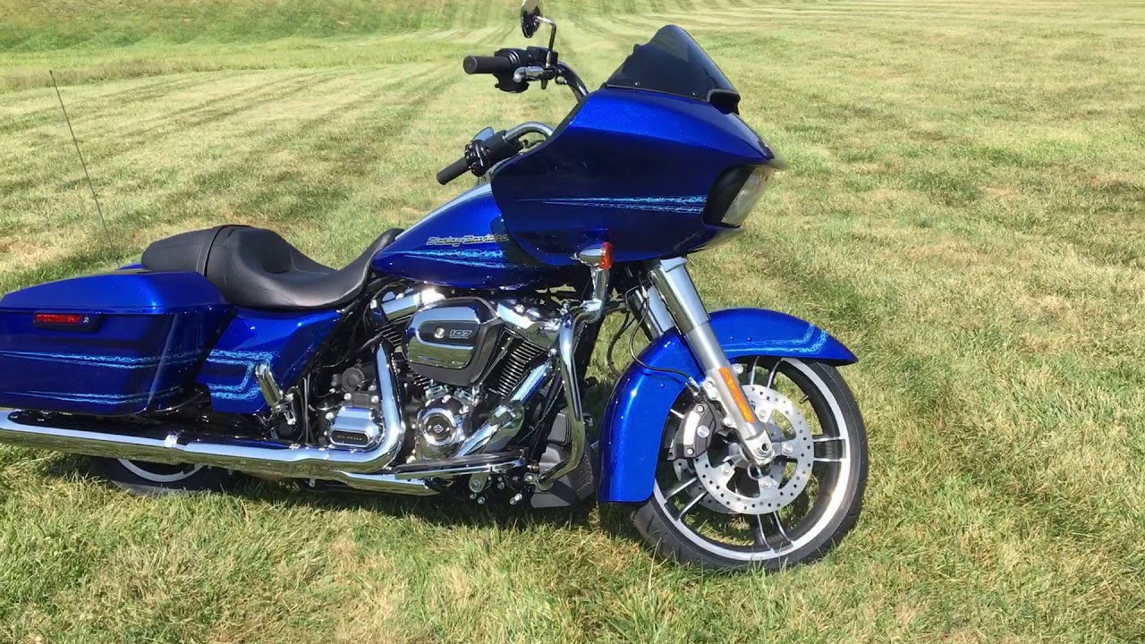2019 Road Glide Blue Max - YouTube