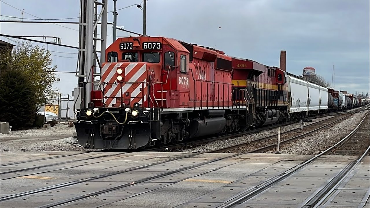 CP 6073 west | Chicago, IL | 11/26/25 - YouTube