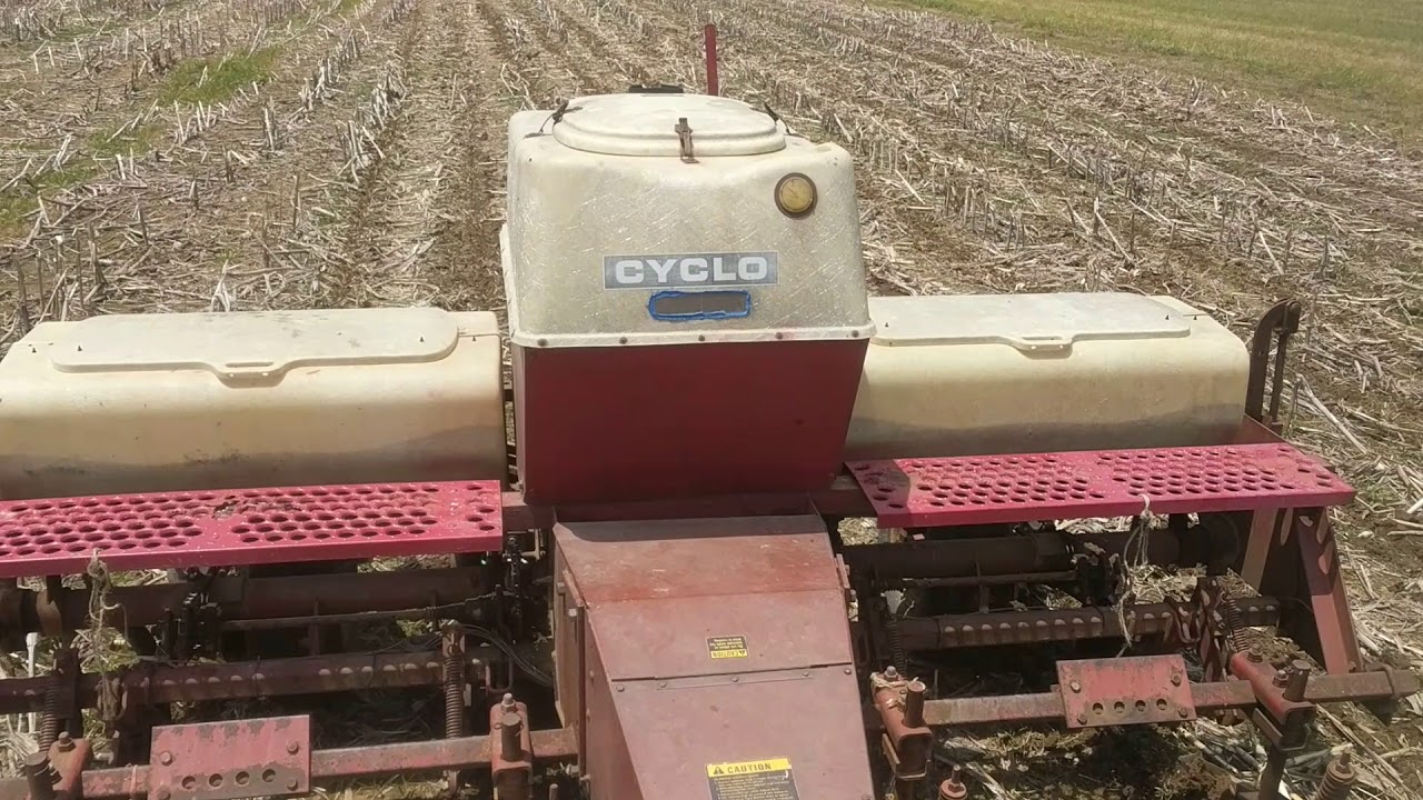 Planting corn Hi-Tech. Not! - YouTube